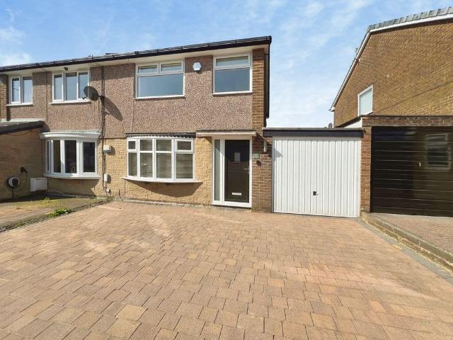house for rent in Thornham Drive, BL1 7RF