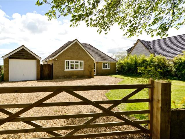 house for rent in The Cottage, Little Preston, Daventry, Northamptonshire, NN11 3TF