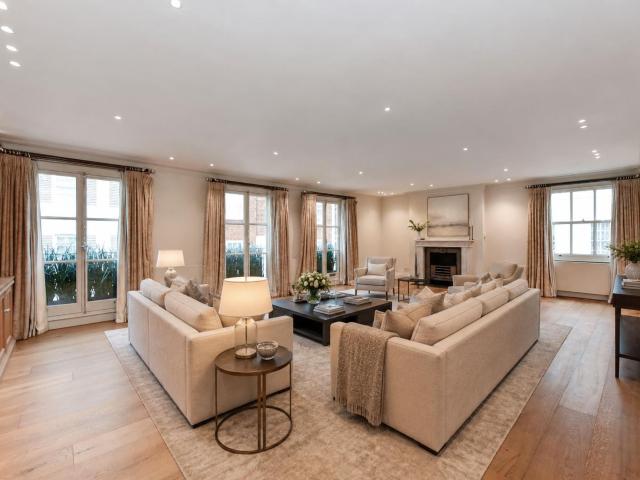House for rent in The Corner House, Montpelier Walk, Knightsbridge, London SW7