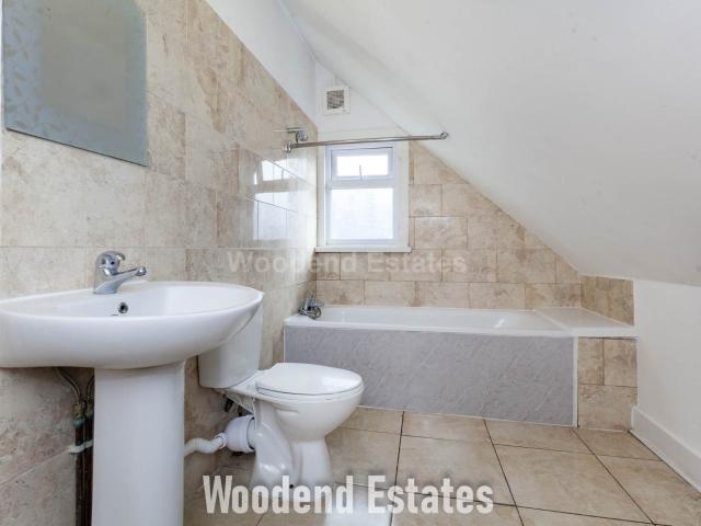 house for rent in The Crescent, Slough