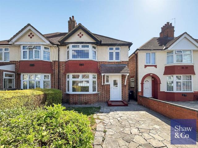 house for rent in The Crossways, TW5 0JJ
