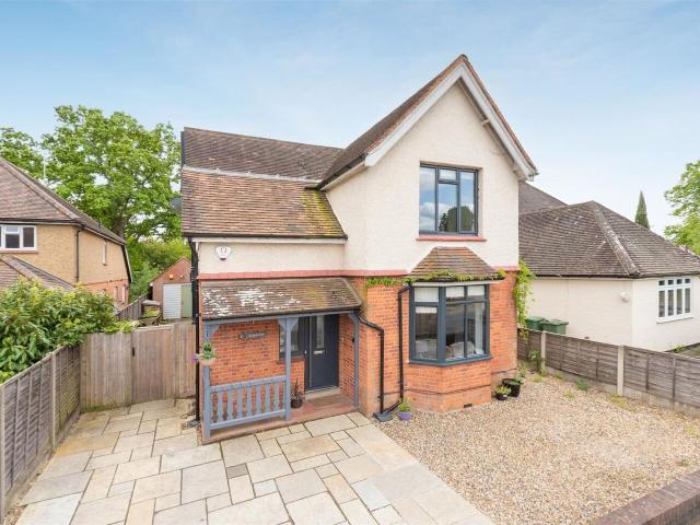 house for rent in The Avenue, Ascot