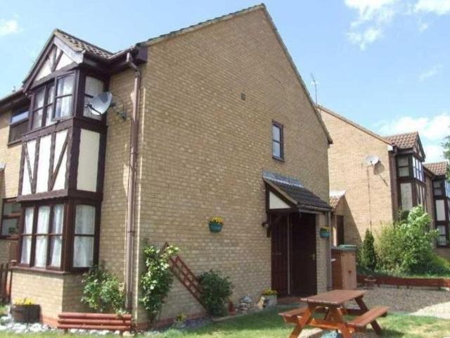 house for rent in The Pastures, Hemel Hempstead, HP1 2TW