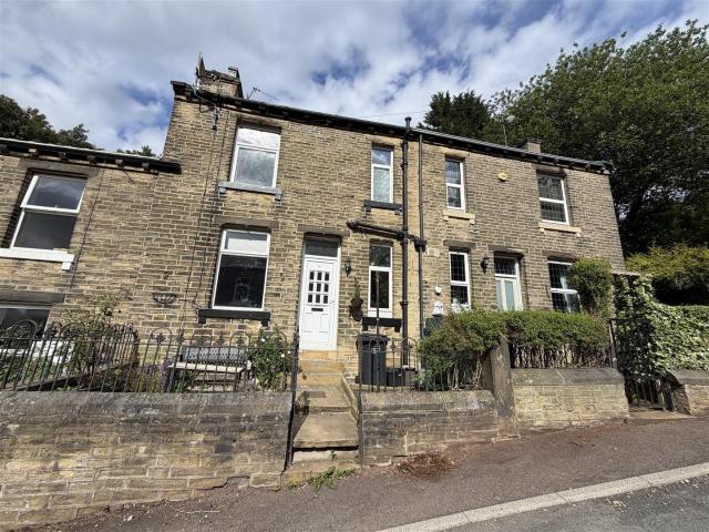 house for rent in Trooper Lane, Halifax