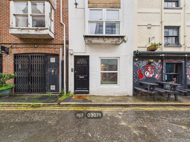 house for rent in Trafalgar Court, Brighton, East Sussex, BN1 4FB