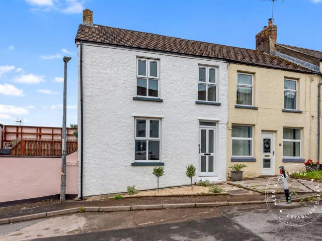 house for rent in Tredegar Street, Rhiwderin, Newport NP10 8RJ