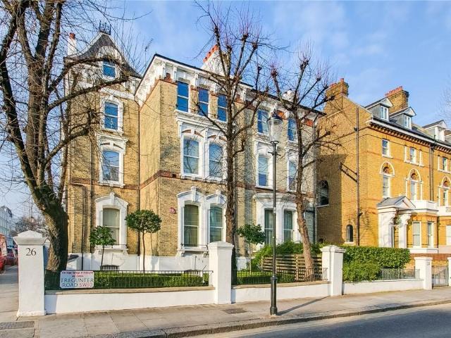 house for rent in Tregunter Road, SW10 9LH