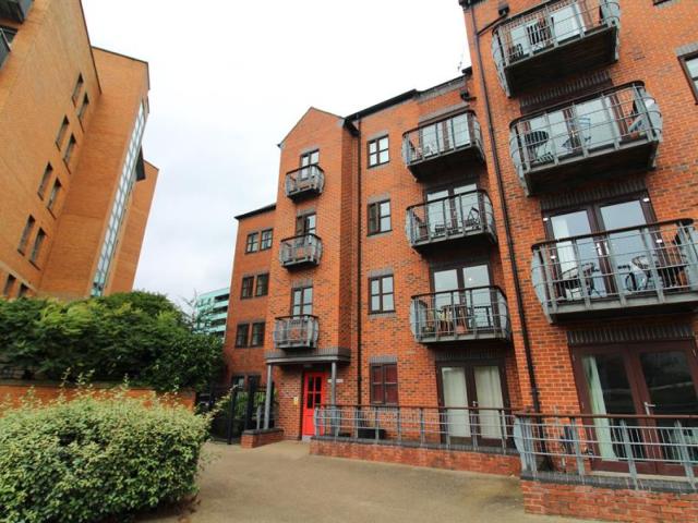 house for rent in Turlow Court, Leeds