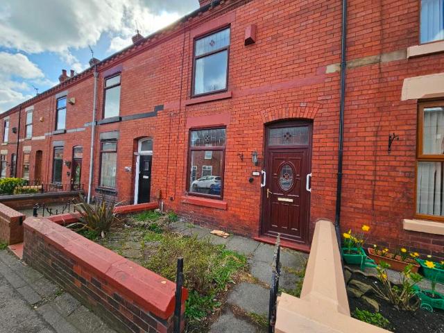 House for rent in Tyldesley Road, Atherton, Manchester united kingdom
