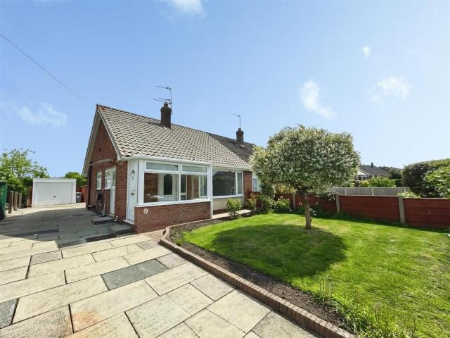 house for rent in Ullswater Road, CW12 4LX