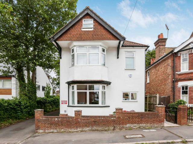House for rent in Upton Avenue, St. Albans, Hertfordshire united kingdom