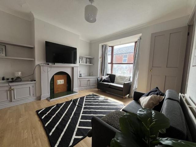 house for rent in Victoria Terrace, LN1 1HZ