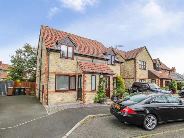 house for rent in Victoria Court, NE12 7PE
