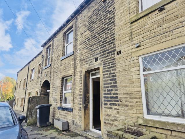 house for rent in Wakefield Road, Sowerby bridge, Sowerby bridge