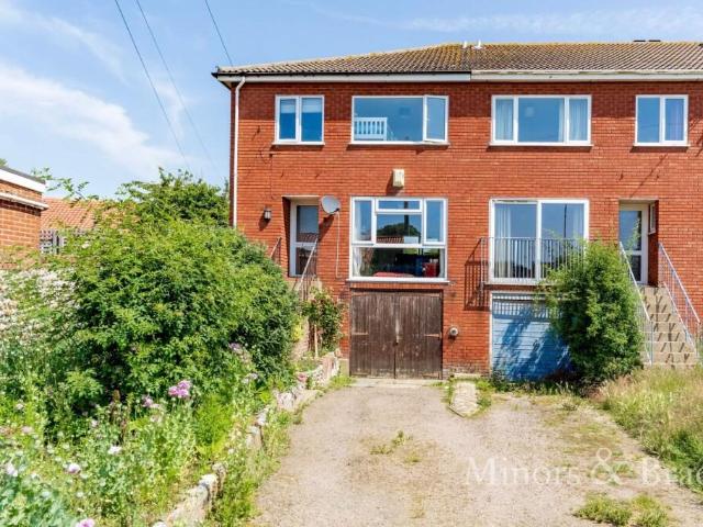 house for rent in Walcott Road, NR12 0HB