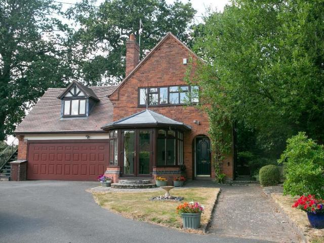 house for rent in Walnut Lane, B60 3BU