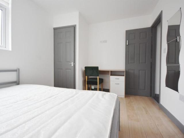house for rent in Walsgrave Road, CV2 4HG