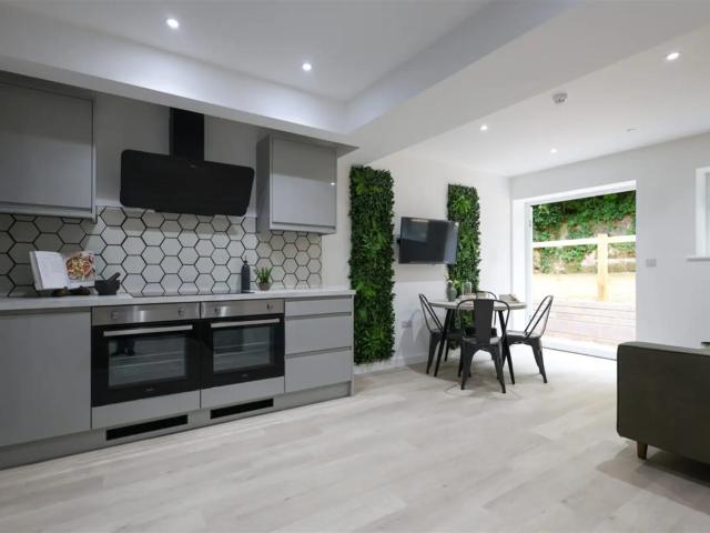 house for rent in Wavell Way Winchester SO22 4EG