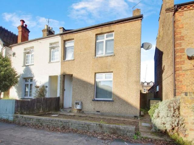 house for rent in Wellington Road, UB8 2AP