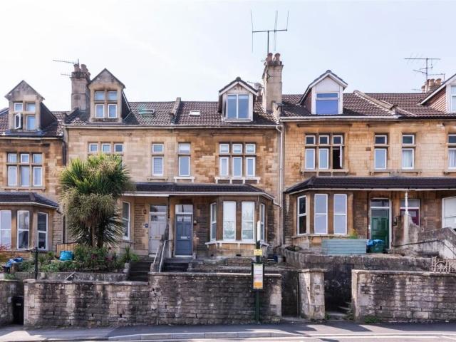 house for rent in Wells Road, BA2 3AN