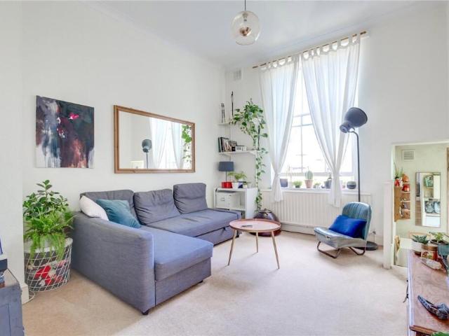 house for rent in Westbourne Park Road, W11 1EP