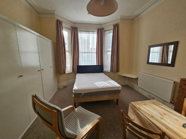 House for rent in Westby Road, Bournemouth