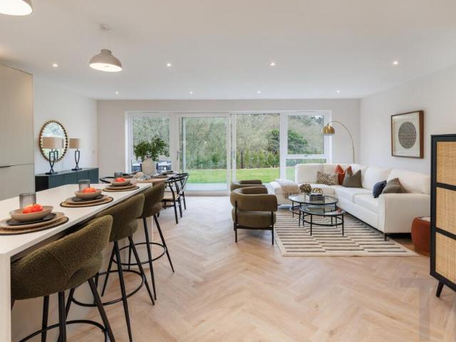house for rent in Whitecroft Park, PO30 3FG