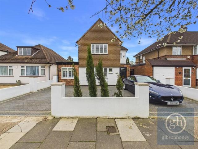 house for rent in Whiteheath Avenue, HA4 7PS