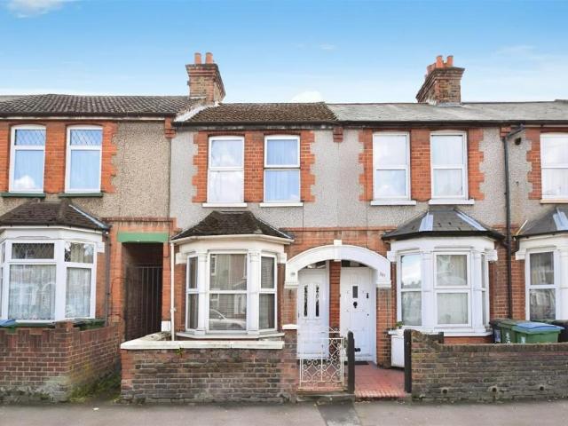 house for rent in Whippendell Road, WD18 7PA