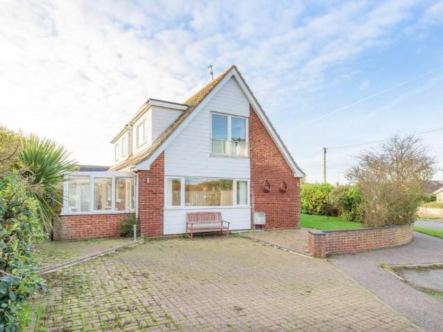 house for rent in Winifred Way, NR30 5PE