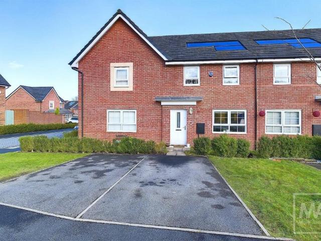 house for rent in Wisbech Close, WA7 1XY