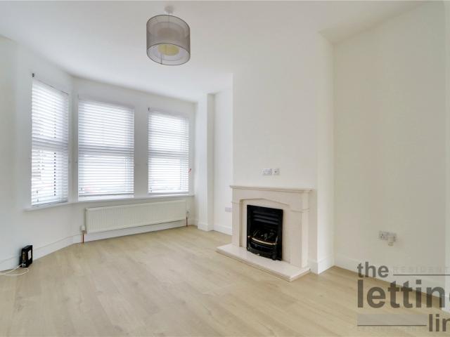 House for rent in Woodlands Road, Enfield, Middlesex, EN2 0LP