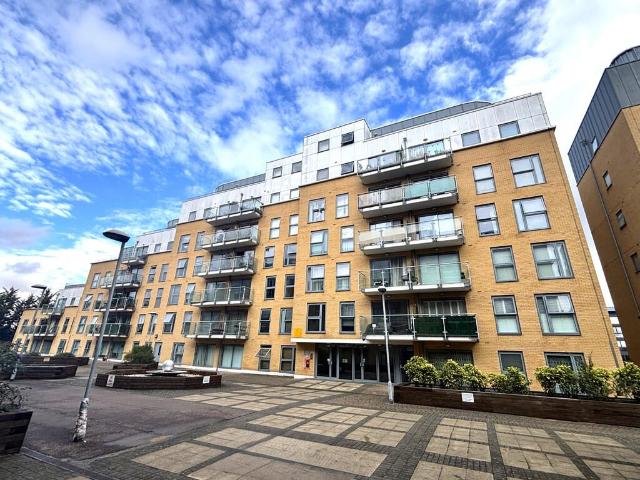 house for rent in Woolners Way, SG1 3AD