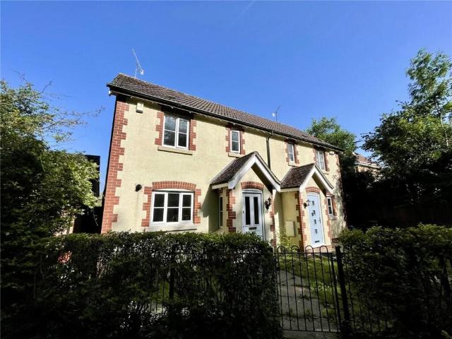 house for rent in Wynwards Road, SN25 4ZP