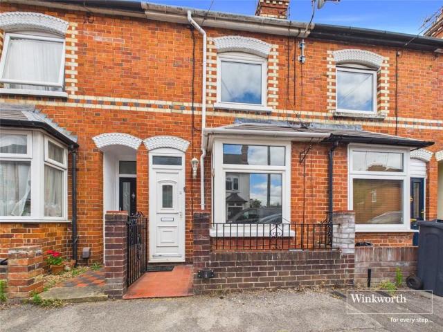 house for rent in Wykeham Road, RG6 1PN