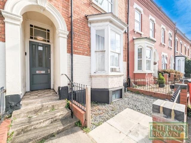 house for rent in York Road, NN1 5QJ