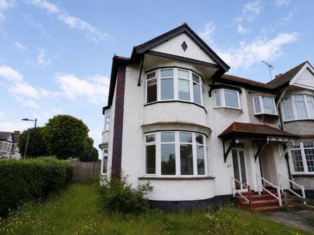 house for rent in York Road, SS1 2RU
