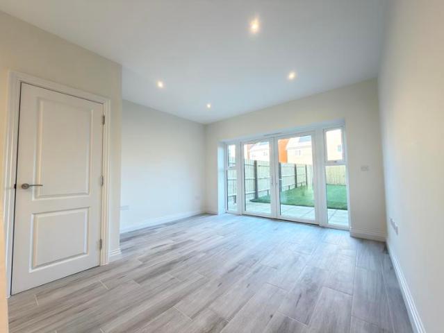 house for rent in Abbey Barn Park Deangarden Reach