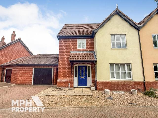 house for rent in Adey Close, NR11 6WH