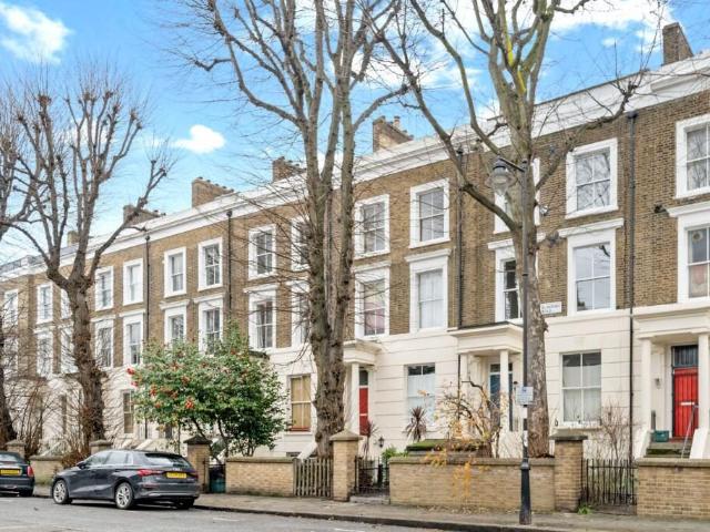 house for rent in Almorah Road, N1 3EU