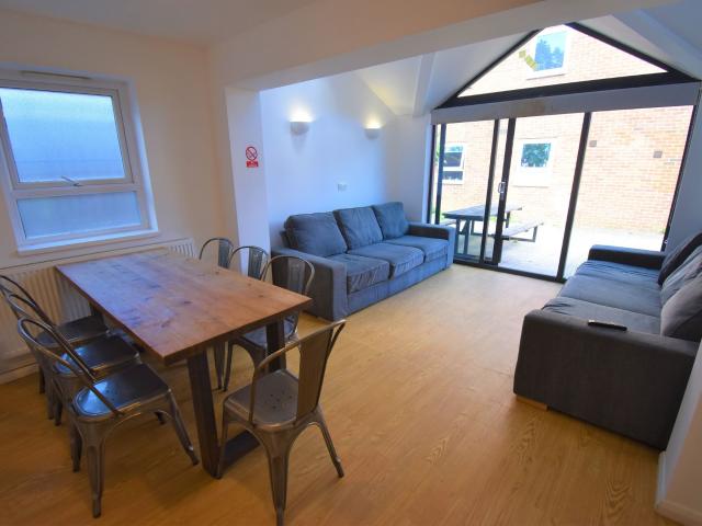 house for rent in Allcroft Road, RG1 5DJ