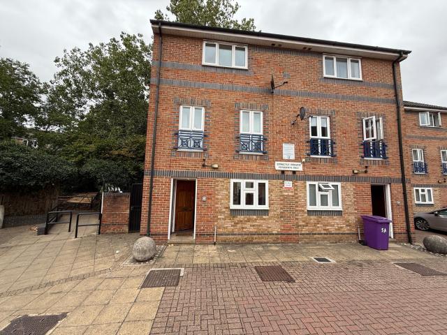 house for rent in Ambassador Square, Canary Wharf,, E14 9UX
