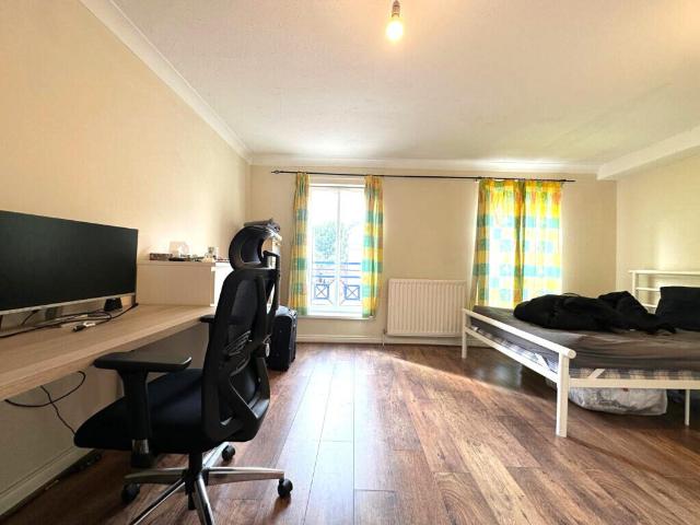 house for rent in Ambassador Square, E14 9UX