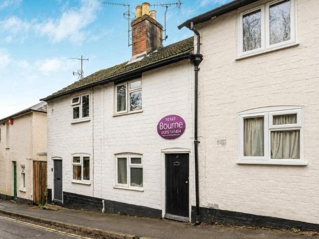 house for rent in Amery Hill, GU34 1HS
