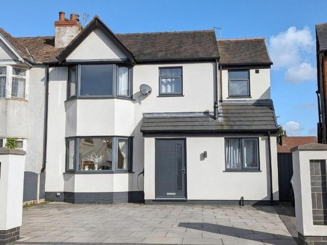 house for rent in Ashton Road, PR8 4QF