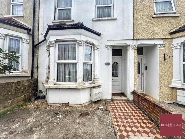 house for rent in Ashburnham Road, DA17 6DA