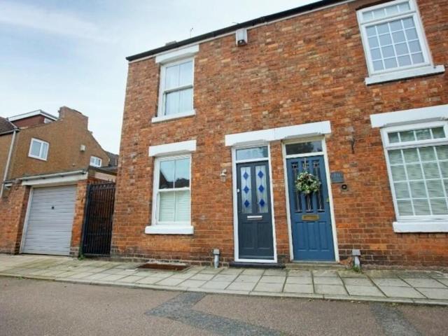 house for rent in Argyle Street, CV21 3NB