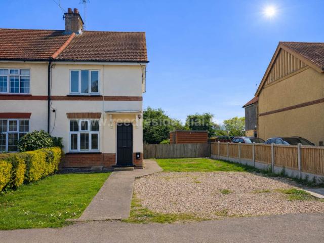 house for rent in Arrmoury Road, Colchester