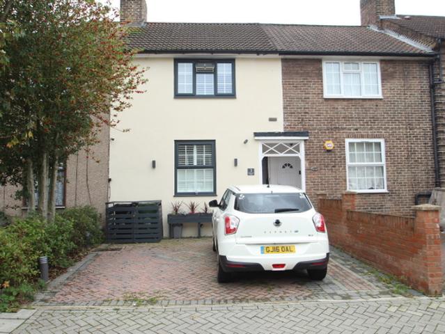 house for rent in Ballamore Road, Bromley, Kent, BR1 5LN