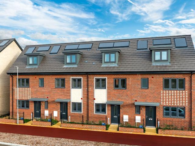 house for rent in Barrosa Way, MK8 1LN